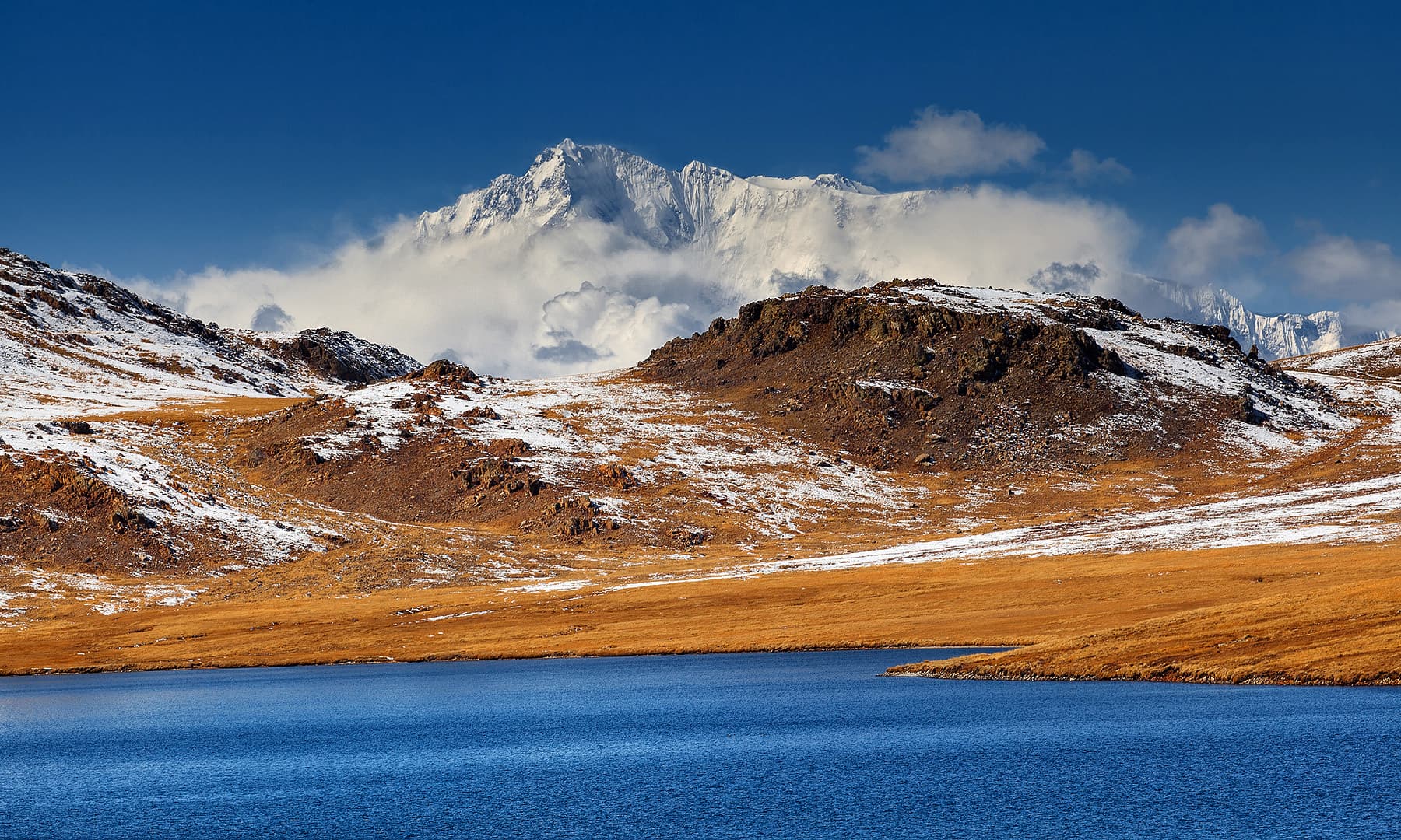 Deosai Plains :The land of giants - Pakistan Tours Guide